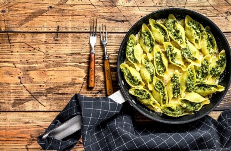 How To Grow Spinach Microgreens (History and benefits)