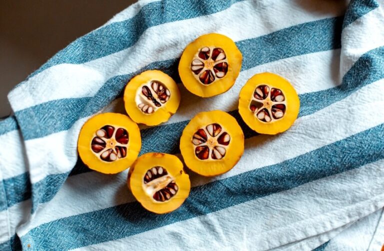 Quince Seeds Health Benefits, Nutrition And Side-Effects